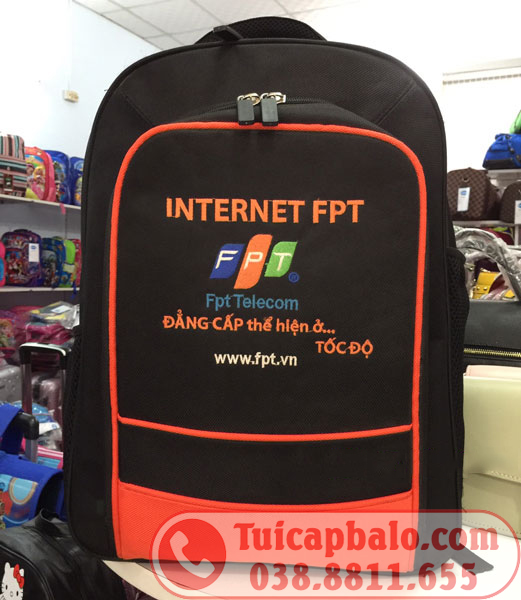May balo FPT shop dùng đựng laptop và đồ dùng học tập giá rẻ tại Hà Nội